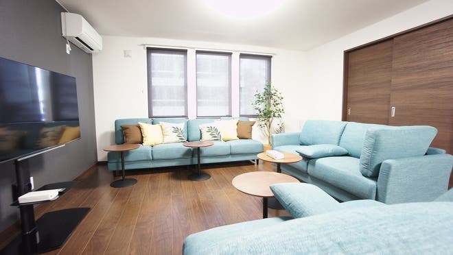 キッチン付き築浅戸建てホテル!「滞在型レンタルオフィス」としても!広々空間で女子会・誕生日会・ママ会等!の写真6