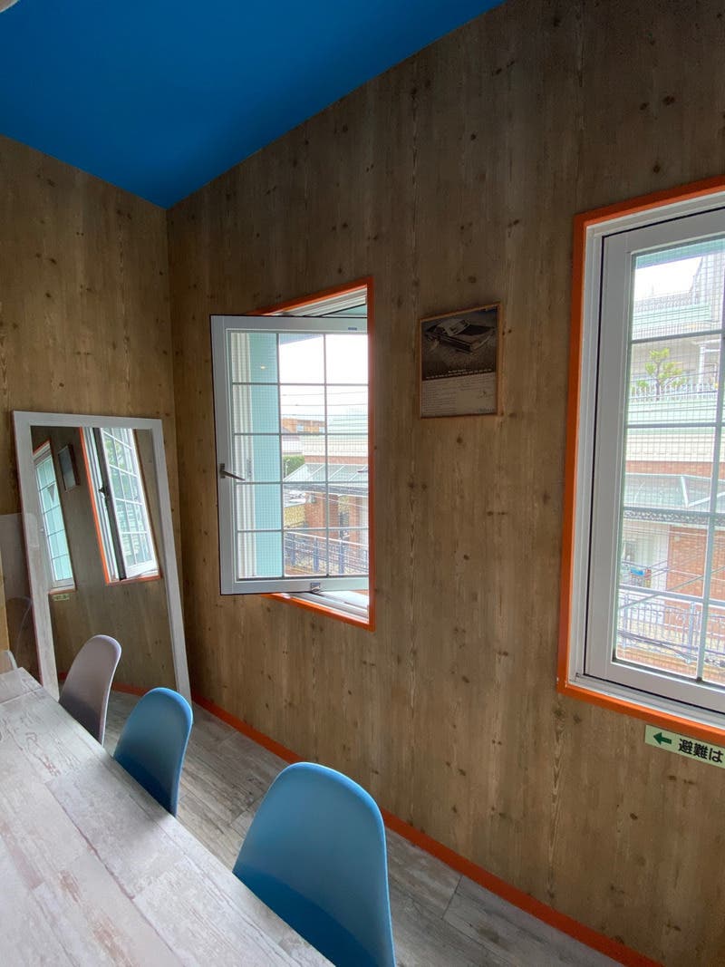 10人用会議室（SF+LAルーム）爽やかな西海岸風ミーティングルーム。遮音性も高くWEB会議、オンラインセミナーにぴったりの写真7