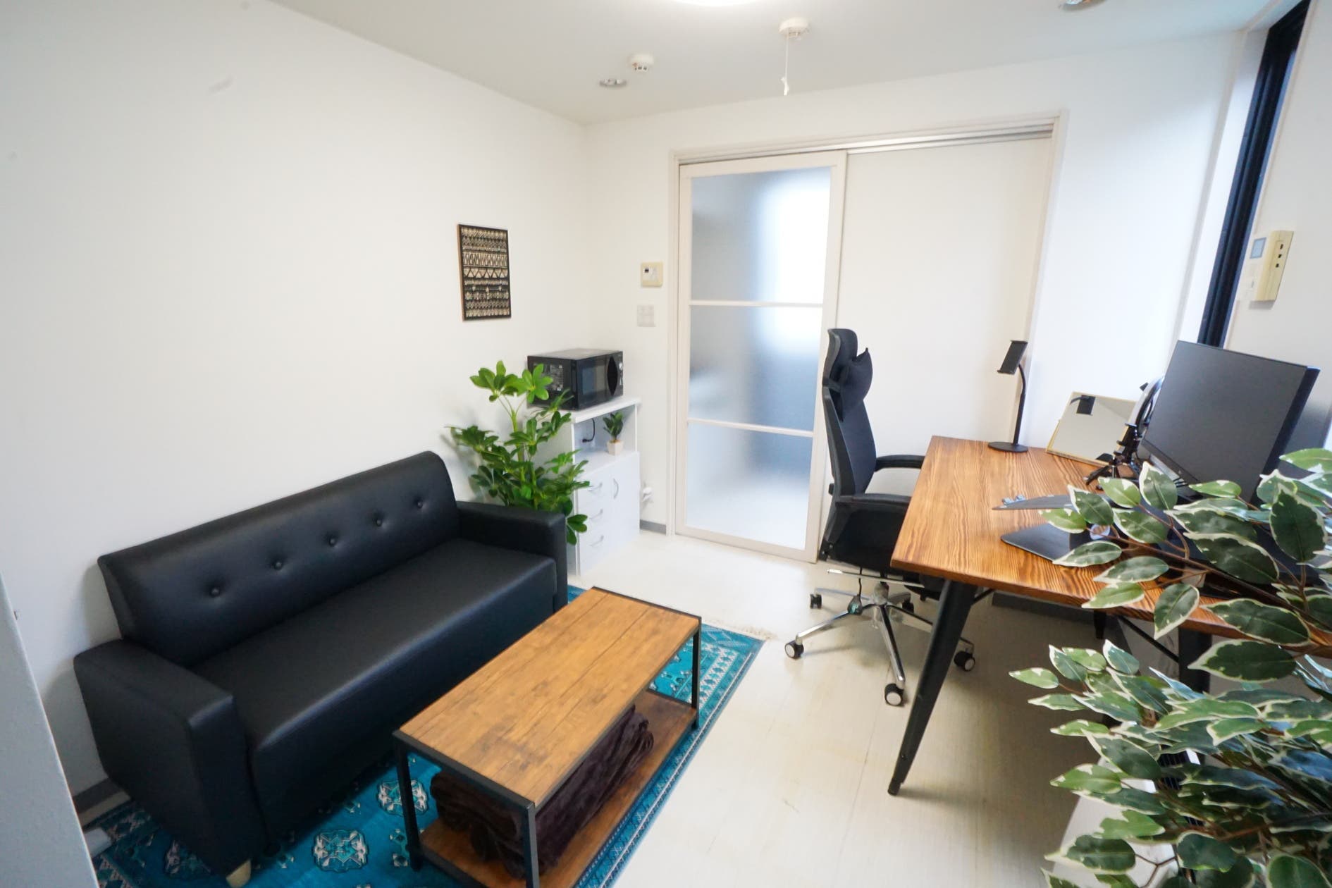 ＜博多南テレワークスペース701＞明るい完全個室✨Wi-Fi📶モニター🖥リモートワーク/Web会議,面接/作業場所の写真6