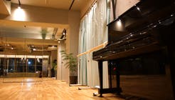 明るくてモダンなスタジオ!広々とした鏡張りでダンスや演奏、映像収録などにおススメですの写真2