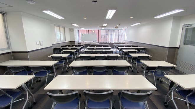 名古屋会議室 名古屋駅前 第2会議室【最大52名/名古屋駅すぐ/無料Wi-Fi/セルフ設営/10G回線】の写真5