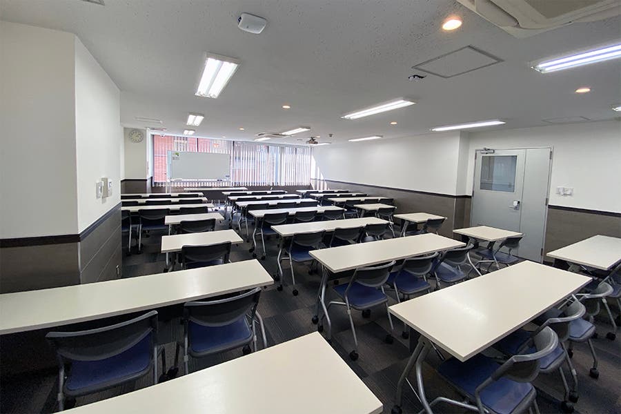 名古屋会議室 名古屋駅前 第2会議室【最大52名/名古屋駅すぐ/無料Wi-Fi/セルフ設営/10G回線】の写真6