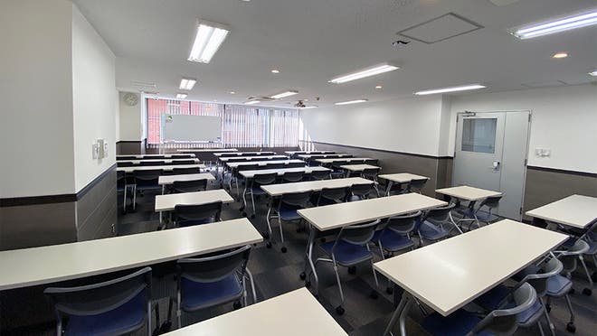 名古屋会議室 名古屋駅前 第2会議室【最大52名/名古屋駅すぐ/無料Wi-Fi/セルフ設営/10G回線】の写真6