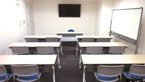 【御茶ノ水駅徒歩2分】ワイム貸会議室お茶の水 Room C 室内備品無料・スタッフ常駐・毎回清掃・最大定員16名ワイム貸会議室の写真1