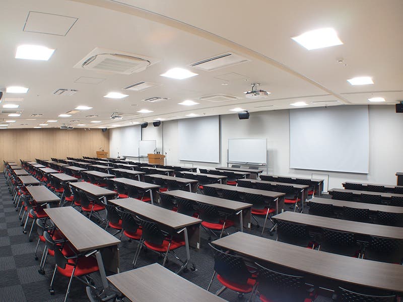 ワイム貸会議室赤坂スターゲートプラザ Room A+B 最大定員144名、室内備品無料の写真1