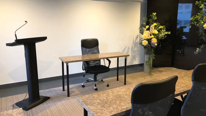 広瀬通 TVモニター付【4階4-A会議室】プロジェクター有/セミナー・プレゼン・展示会/上質空間/30名様用の写真4