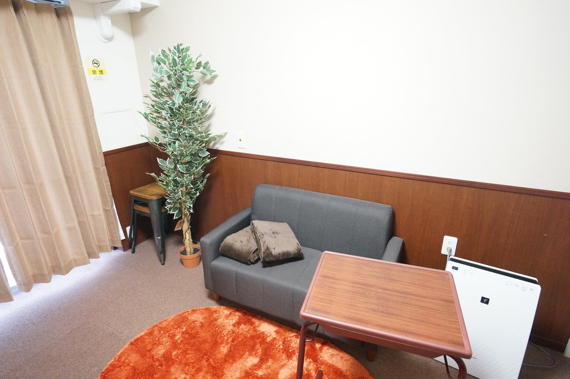 ＜天満橋ミニマルオフィス302＞️天満橋駅徒歩4分🚃Wi-Fi📶モニター🖥️テレワーク/Web会議/打ち合わせ/自習の写真5