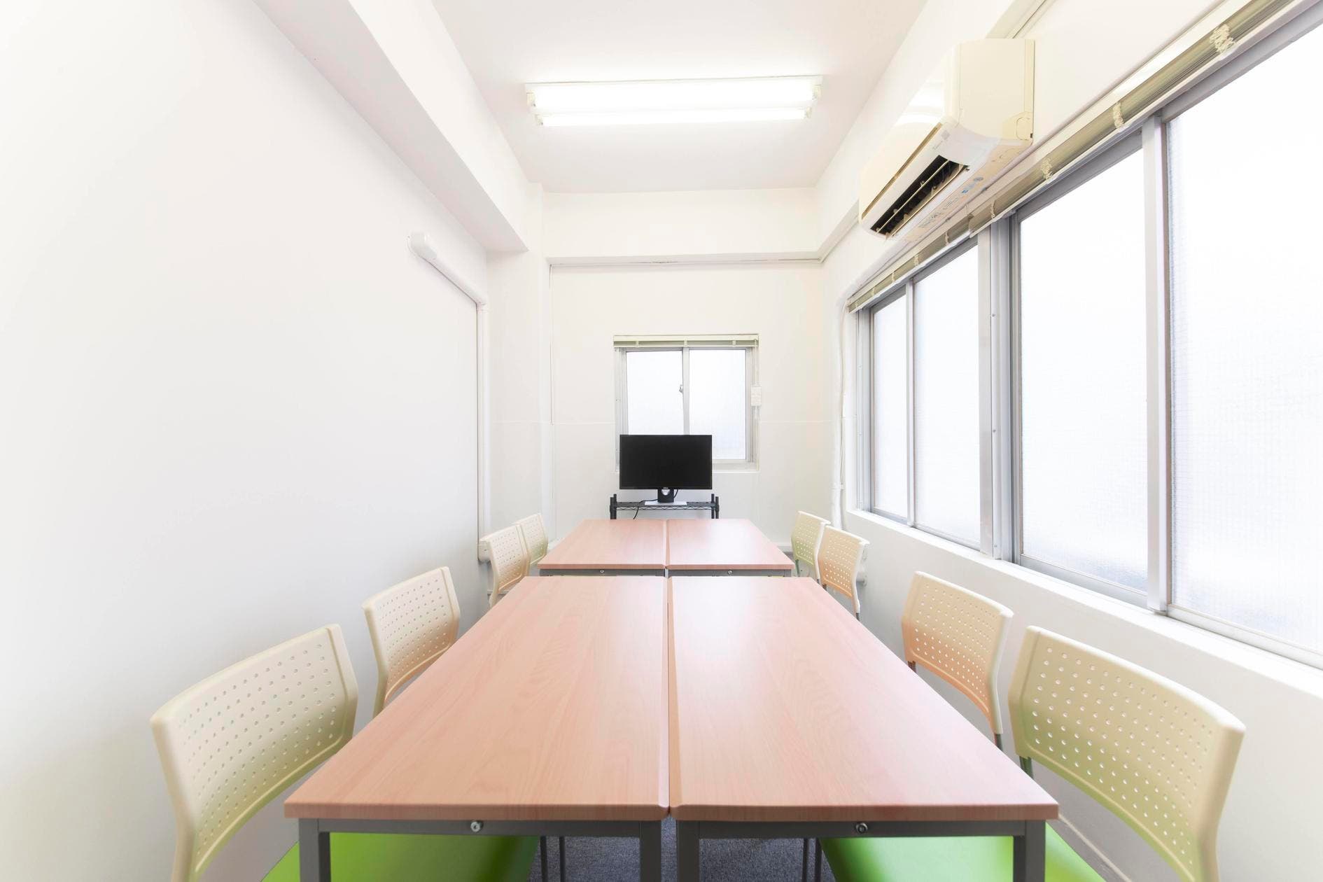 ＜5階16号・C会議室＞完全個室でオンラインMTGにも♪モニターのご利用も無料！【東京・日本橋・京橋・宝町各駅徒歩約3～5分】の写真7
