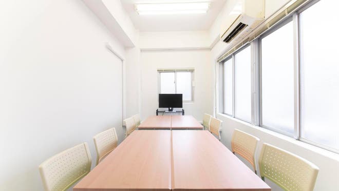 <5階16号・C会議室>完全個室でオンラインMTGにも♪モニターのご利用も無料!【東京・日本橋・京橋・宝町各駅徒歩約3~5分】の写真7