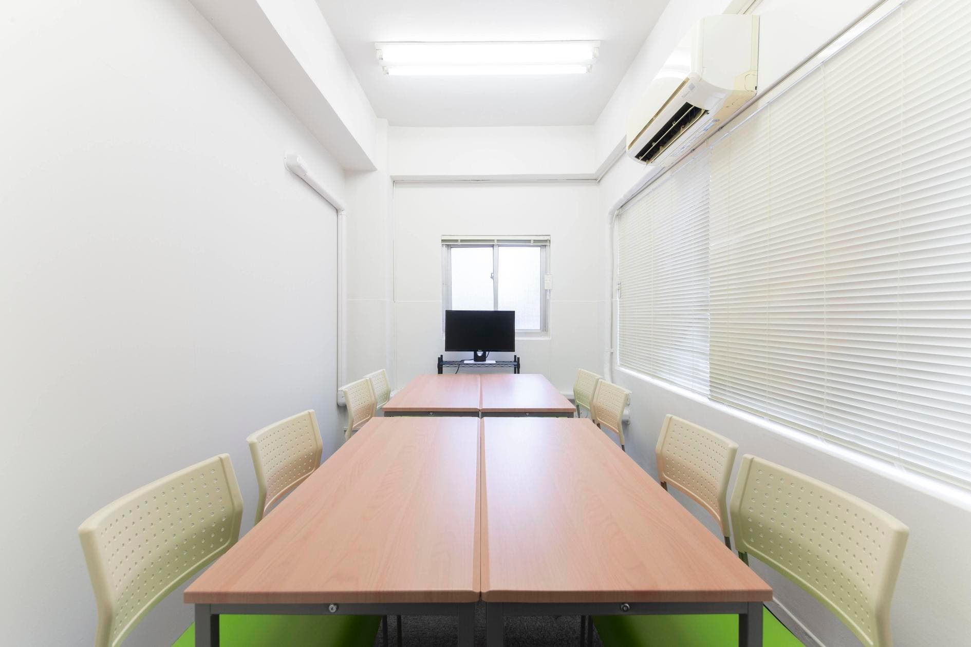 ＜5階16号・C会議室＞完全個室でオンラインMTGにも♪モニターのご利用も無料！【東京・日本橋・京橋・宝町各駅徒歩約3～5分】の写真8