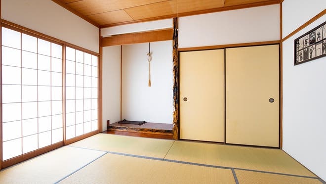 金沢駅から徒歩5分。和室でのんびりデイユース、テレワーク、面接や動画撮影、ビジネス利用に。の写真1