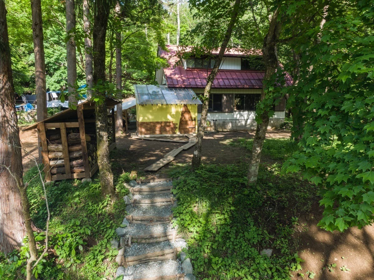 450坪の敷地全て貸切　都内から車で９０分と好アクセス！　川も森も　撮影利用などに！の写真14