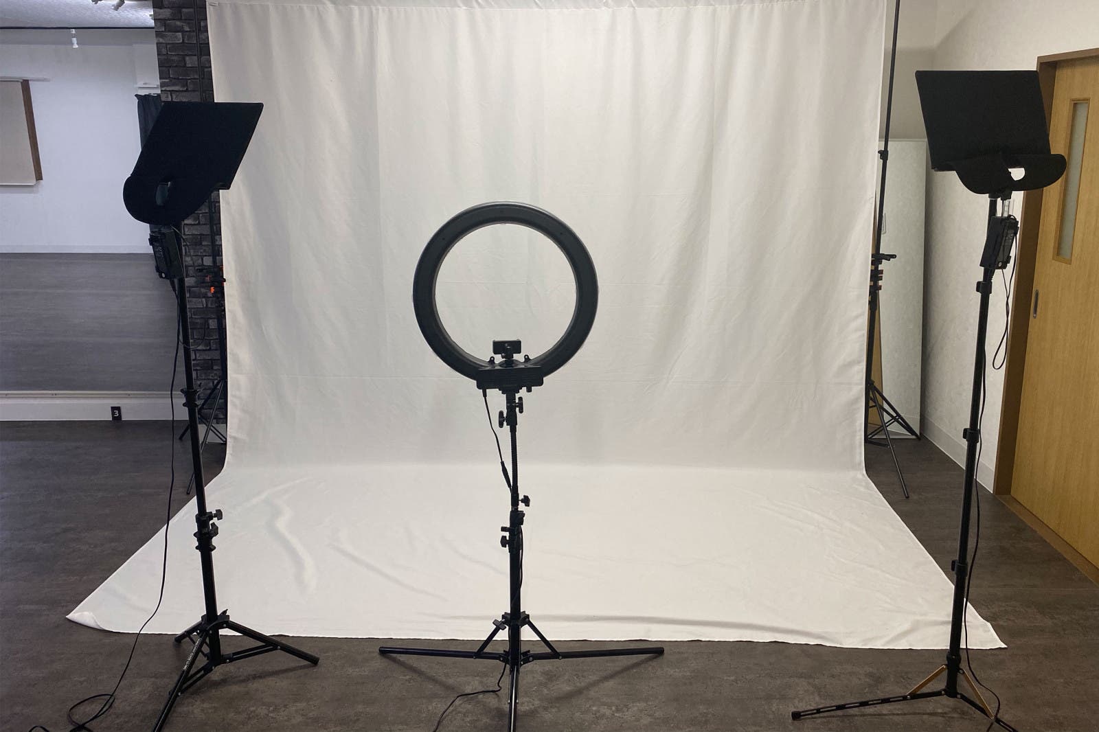 【駅近！おしゃれで開放感のあるスタジオ】リハーサルやワークショップ・各種レッスンに最適の写真9