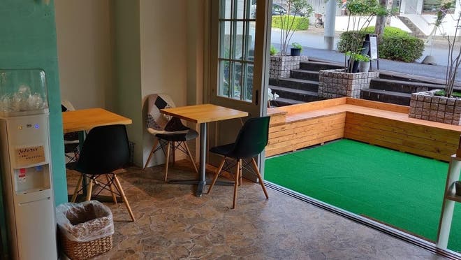 リニューアルしたてのカフェスペース!パーティ、撮影、セミナー、様々な用途に!【下見大歓迎♪】の写真5