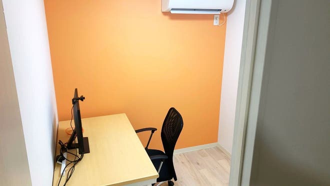 <葛西BASEミニマルオフィス302>葛西駅徒歩3分🚃1人用個室🚪光回線Wi-Fi📶モニター🖥️テレワーク/zoom/自習の写真1