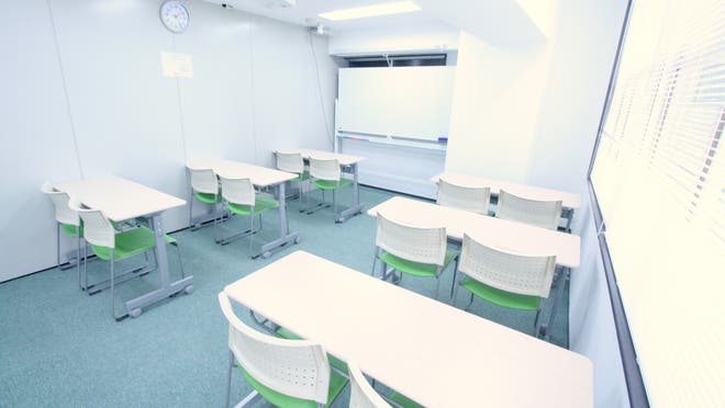 【品川駅徒歩3分!16名】プロジェクター・WiFi・ホワイトボード無料!エレベーターあり!ふれあい貸し会議室 品川No23の写真3