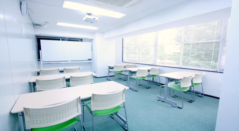 【品川駅徒歩3分！16名】プロジェクター・WiFi・ホワイトボード無料！エレベーターあり！ふれあい貸し会議室 品川No23