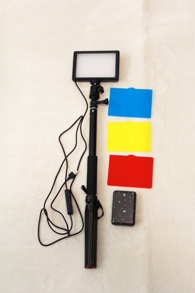 4色LEDライト(在庫3)の画像1