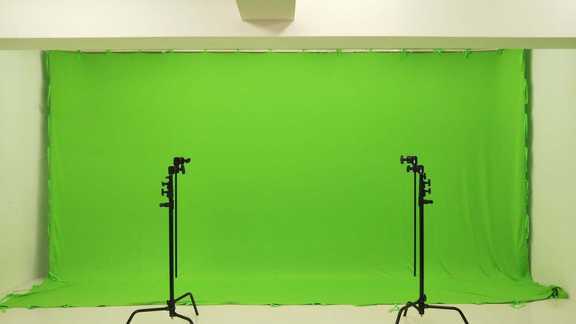 【四ッ谷】【白ホリ・グリーンバック・屋上】【50型モニター無料】【生配信・人物撮影・セミナー配信・物撮りに最適】の写真4