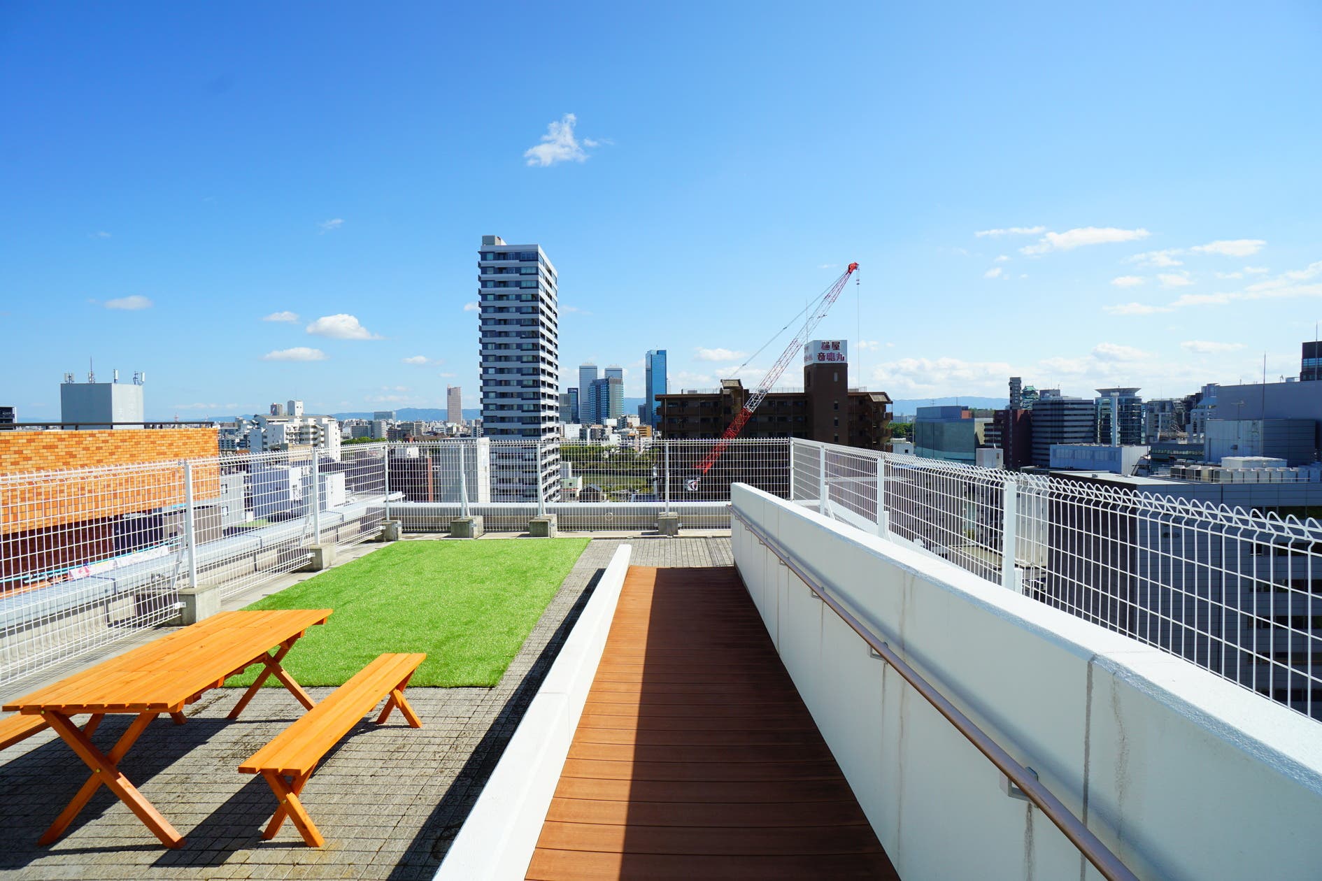 ＜ひふみ屋上スタジオ＞開放感抜群！⭐️屋上貸切でヨガにもフォトスタジオにも📸 夏も快適・雨天キャンセル対応可能🎐の写真5