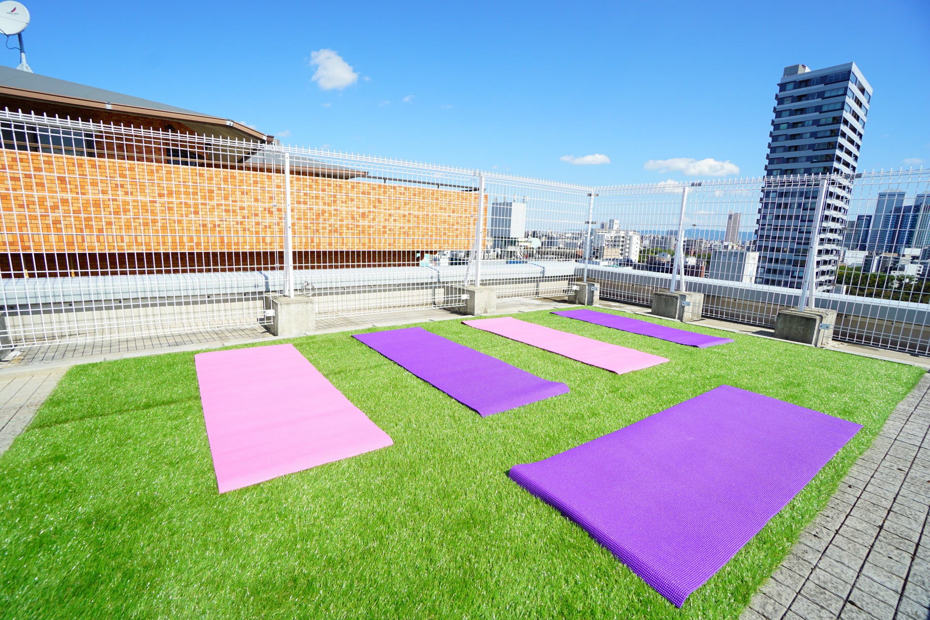 ＜ひふみ屋上スタジオ＞開放感抜群！⭐️屋上貸切でヨガにもフォトスタジオにも📸 夏も快適・雨天キャンセル対応可能🎐の写真8