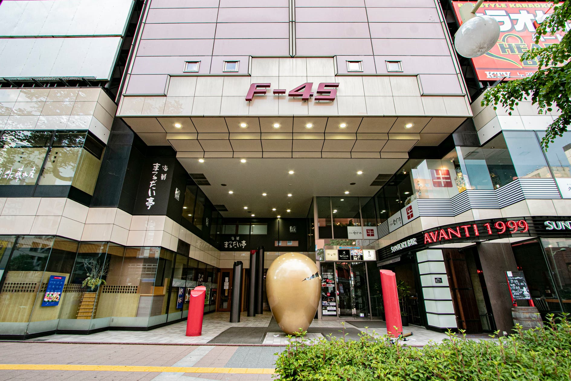 ★縦4ｍ×横9mの巨大スクリーン完備150㎡のラウンジスペース★クリスマスイベント・忘年会・新年会の写真18