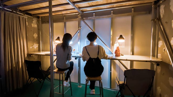 ★縦4m×横9mの巨大スクリーン完備150㎡のラウンジスペース★クリスマスイベント・忘年会・送別会・スポーツ観戦の写真15