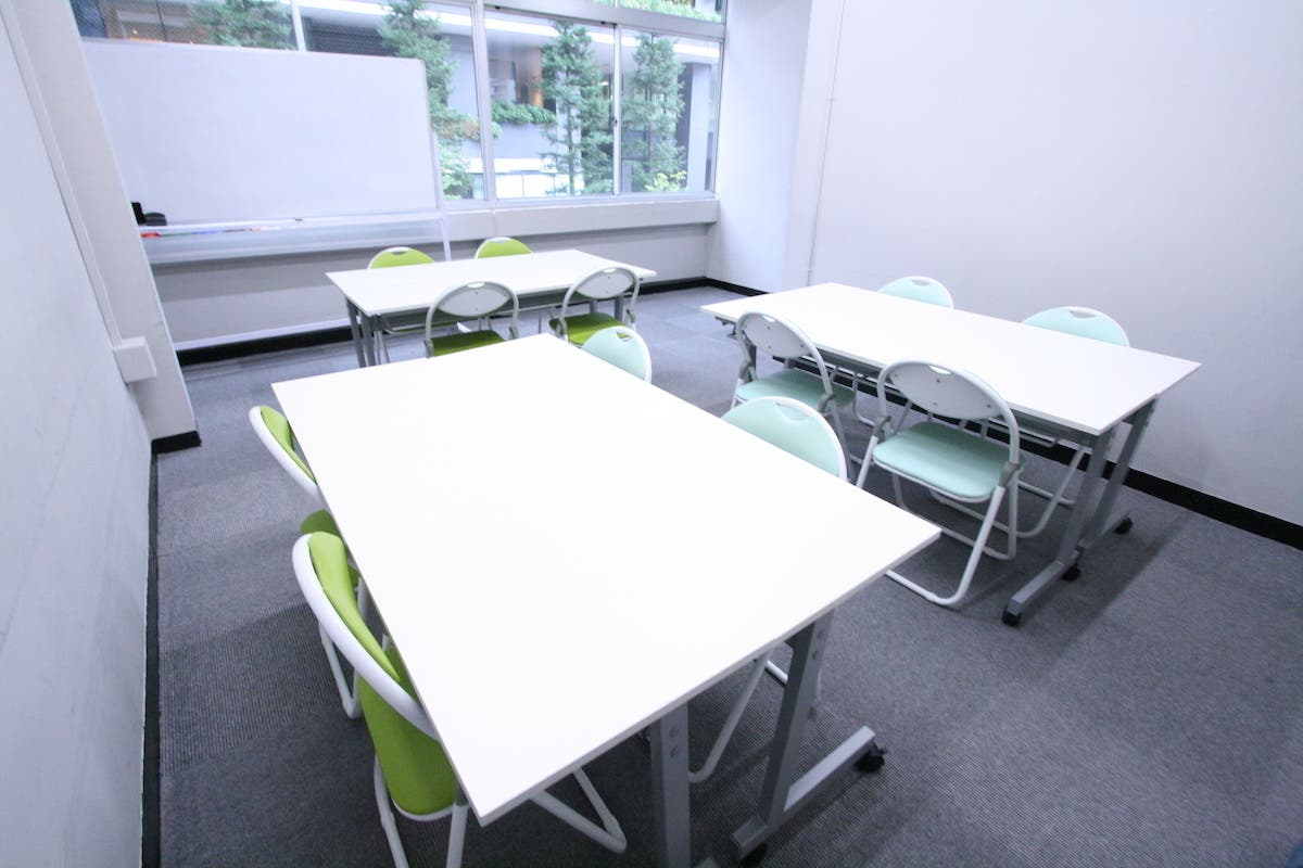 【京橋駅2分 東京駅5分 OPEN記念価格】地域最安値、WiFi/プロジェクター無料！ ふれあい貸し会議室 東京Aの写真6