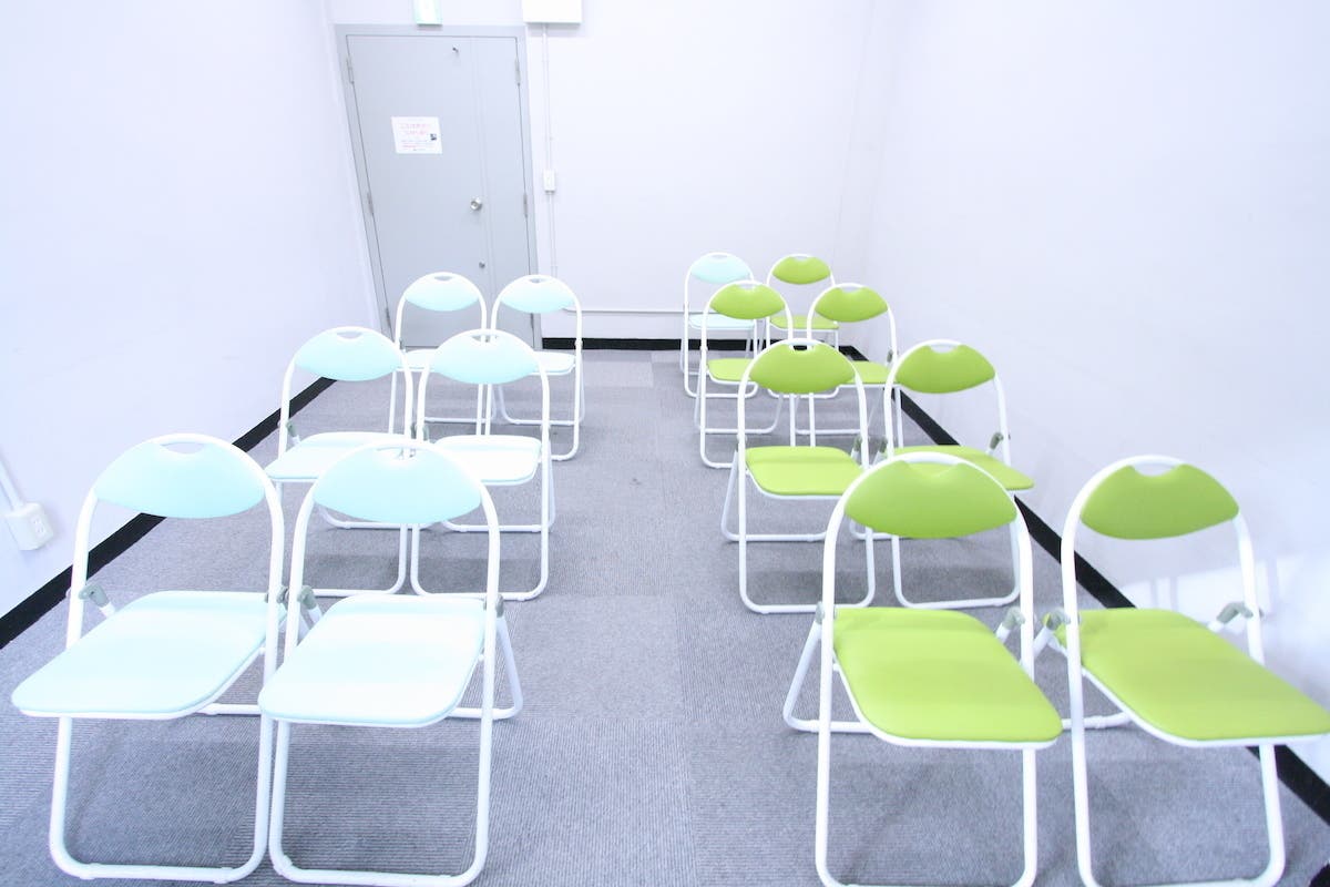 【京橋駅2分 東京駅5分 OPEN記念価格】地域最安値、WiFi/プロジェクター無料！ ふれあい貸し会議室 東京Aの写真18