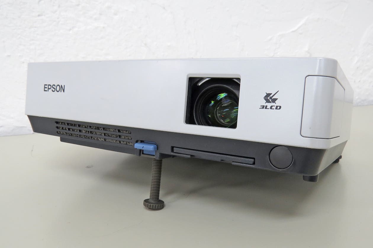 2号室【四ツ橋・心斎橋エリア！駅から徒歩0秒！】スクール形式６０名まで。無料備品も多数！同ビル内に複数会場の写真8