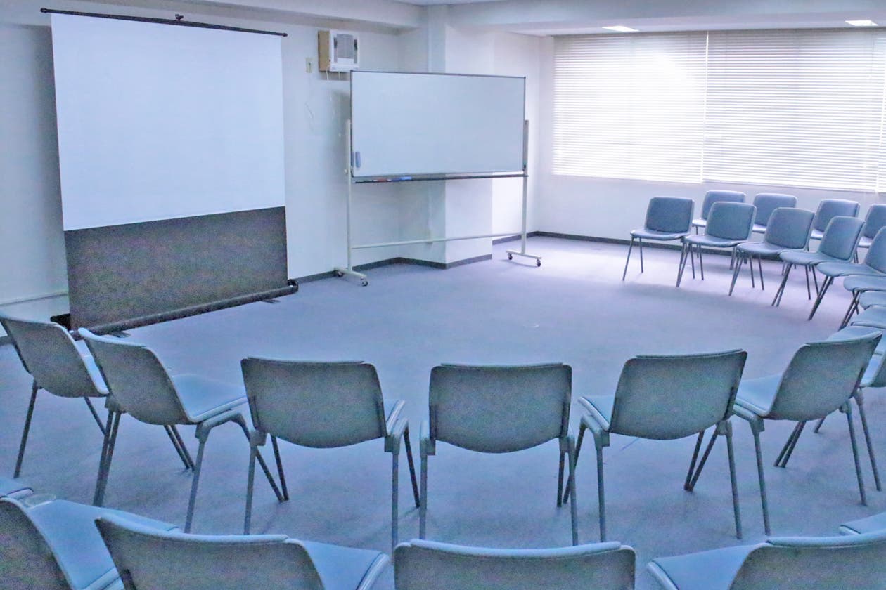 7階A室【四ツ橋・心斎橋エリア！駅から徒歩30秒！】１０～４５名まで。無料備品も多数！同ビル内に複数会場ございますの写真14