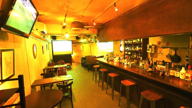 まるで秘密基地!! 本格DJ機器完備のおしゃれなバーでイベントやパーティーはいかが?【世田谷区/京王線/明大前】の写真1