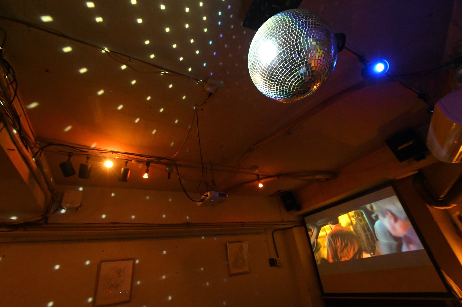 まるで秘密基地!!　本格DJ機器完備のおしゃれなバーでイベントやパーティーはいかが？【世田谷区/京王線/明大前】の写真11