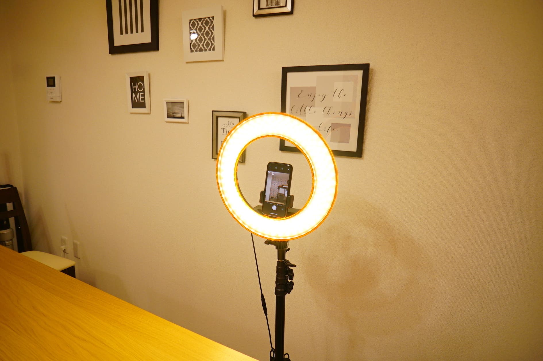 ビデオ会議用LED照明の画像1