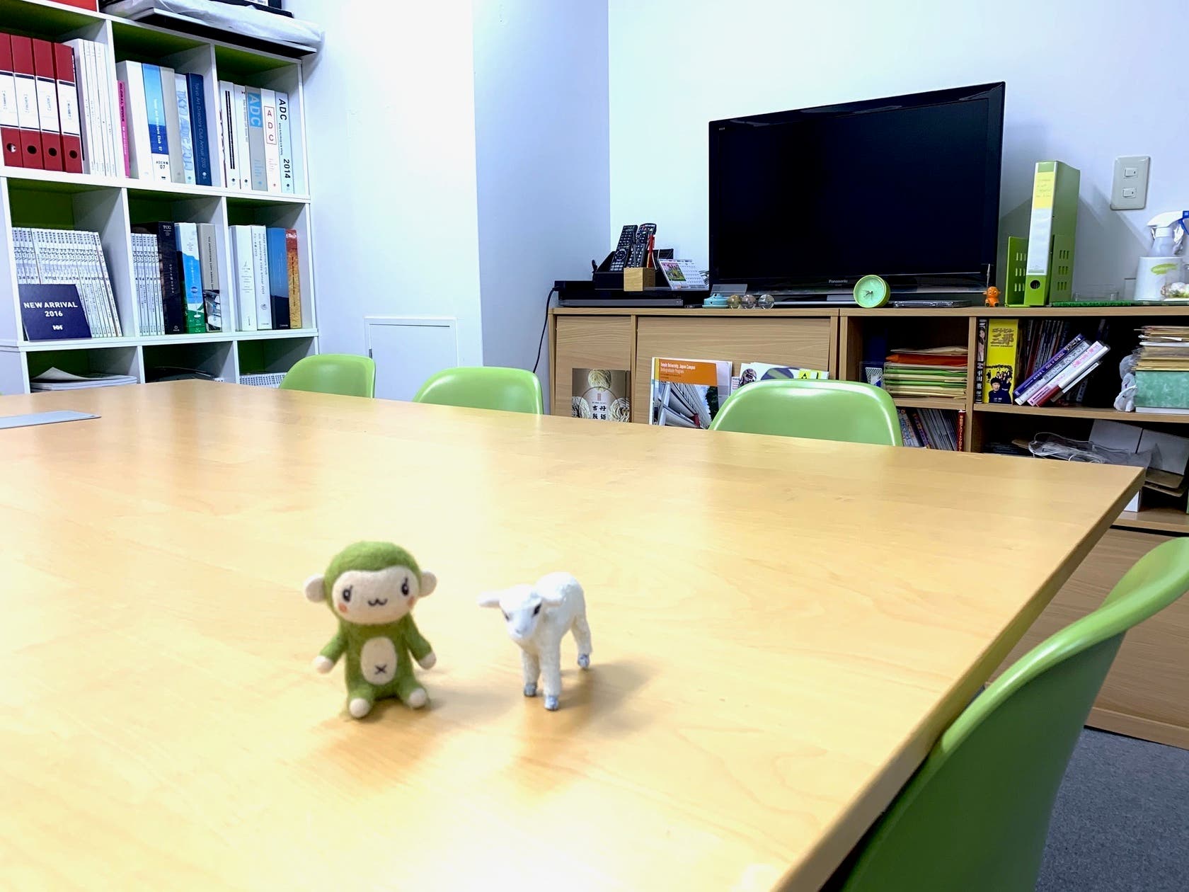 【COCORoom】「高田馬場駅」徒歩1分 Wi-Fi  電源 無料の貸し会議室/控え室の写真2