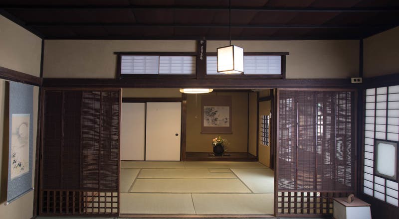 【いせやほり】築98年 都心の風情ある古民家（旧商家）蔵・ 座敷・縁側・庭で撮影 Wi-Fi完備