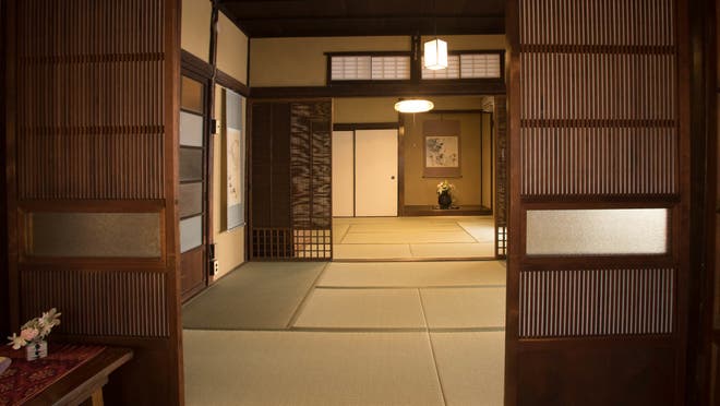 【いせやほり】築98年 都心の風情ある古民家(旧商家)蔵・ 座敷・縁側・庭で撮影 Wi-Fi完備の写真2