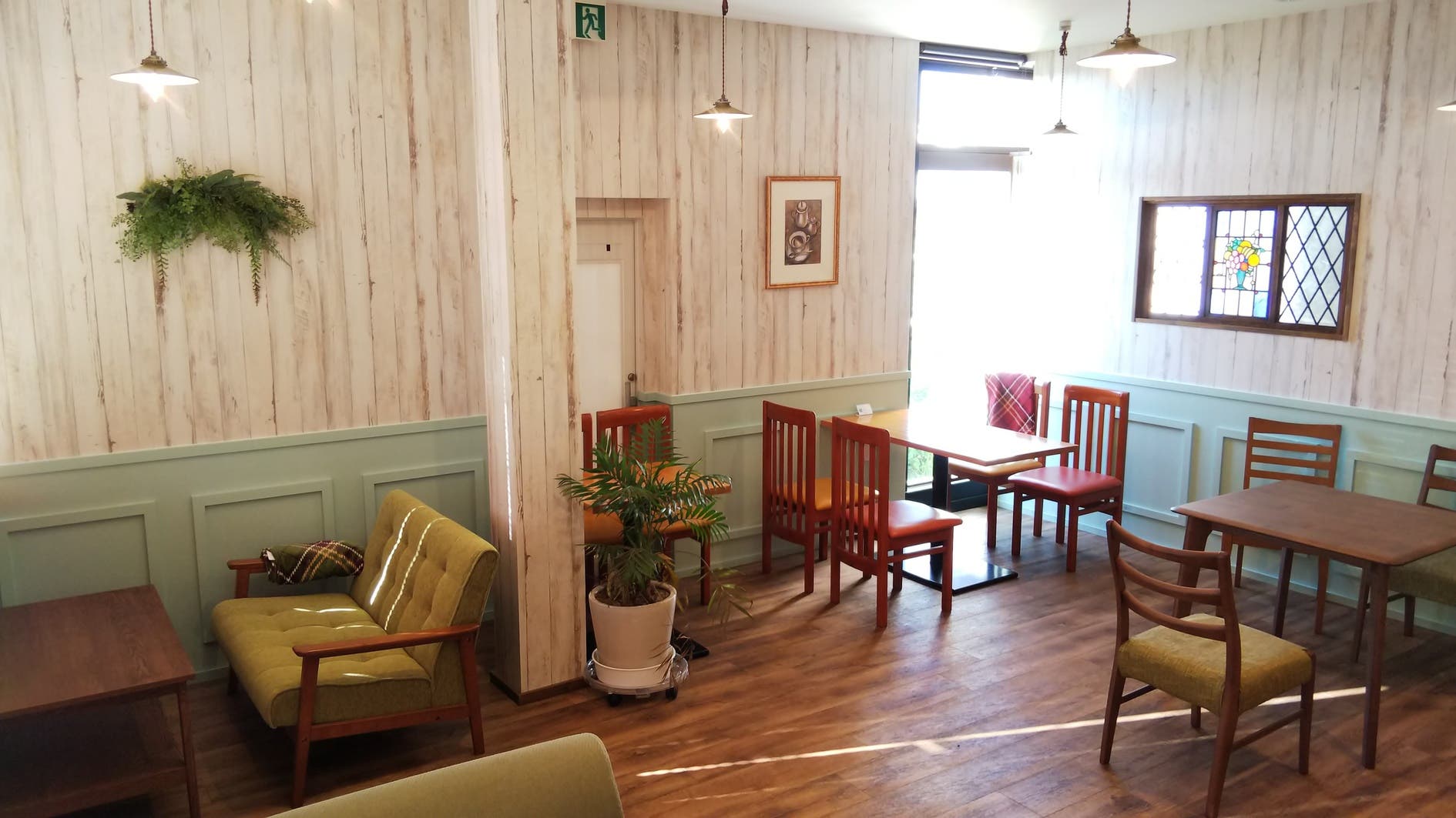 【お庭の見えるナチュラルレトロなスペース】女子会、撮影、セミナー、勉強会にの写真6