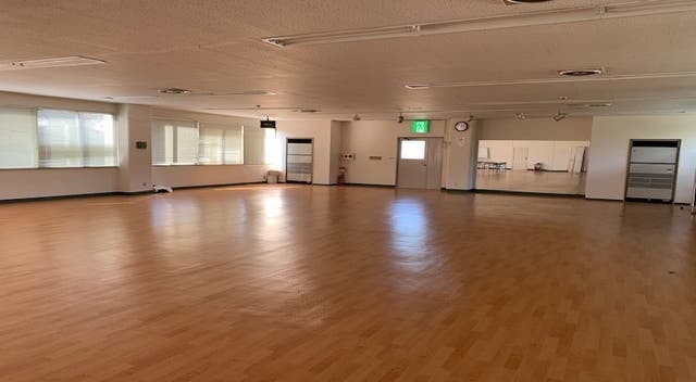 貸ホール　　　ダンス、ヨガ、会議、合唱、撮影等に！