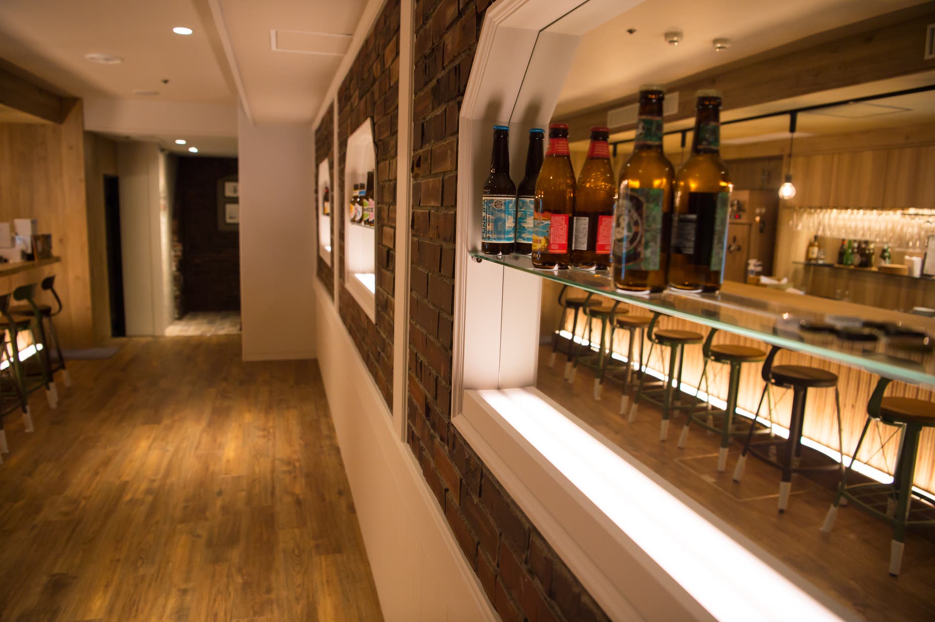 元町駅徒歩１分のオシャレなバースペース！撮影や女子会などに。の写真5