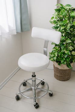 【京急川崎駅徒歩1分】ネイル専用レンタルサロン「モンレーブ Bブース」卓上ライト・LED 硬化ライト完備！（貸切ではありません）の写真9