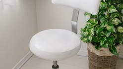 【京急川崎駅徒歩1分】ネイル専用レンタルサロン「モンレーブ Bブース」卓上ライト・LED 硬化ライト完備!(貸切ではありません)の写真9