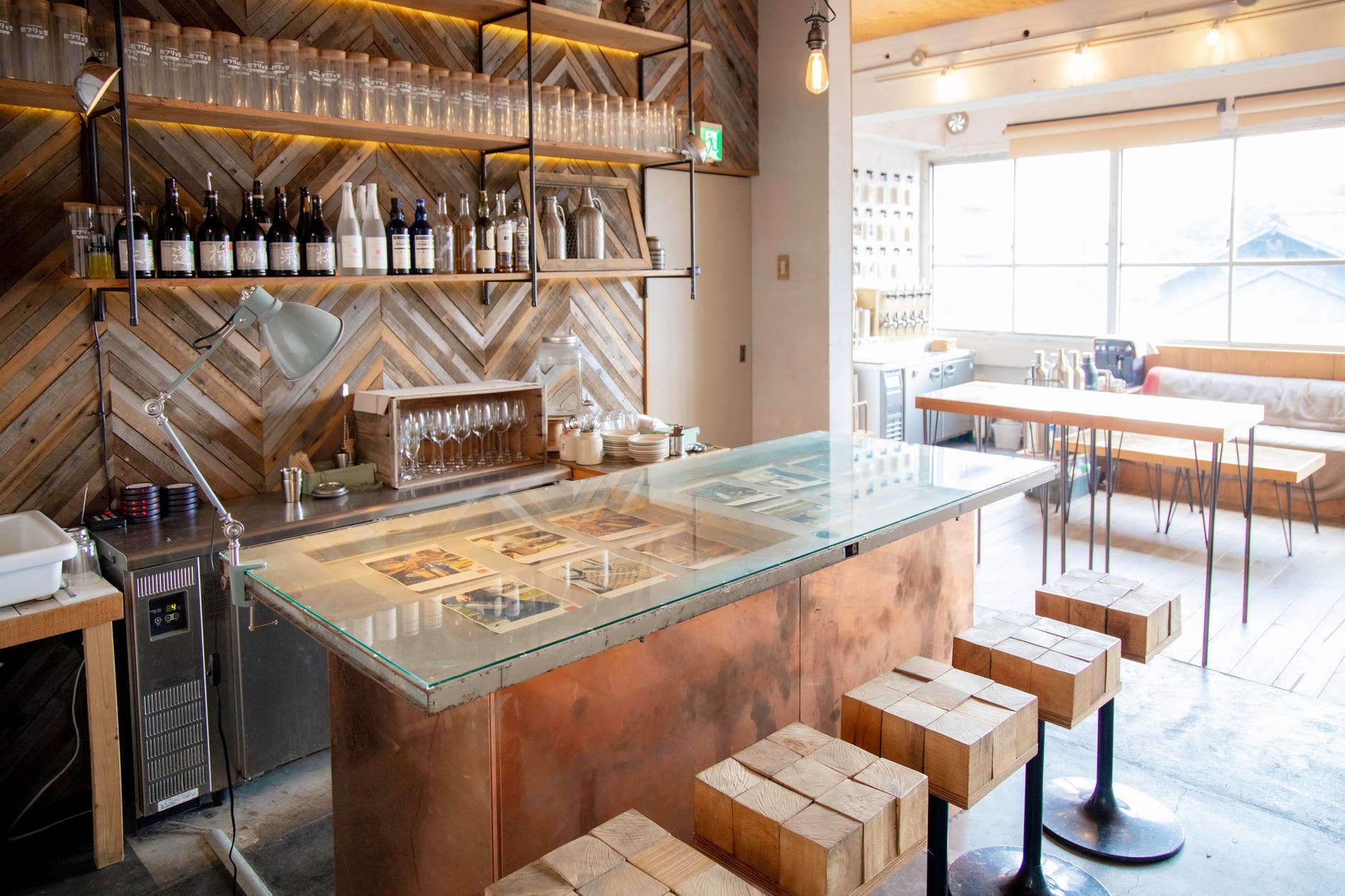 ゆったりとしたラウンジスペース 〔自然光,バーカウンター,キッチン利用可〕各種イベント, 撮影などの写真5