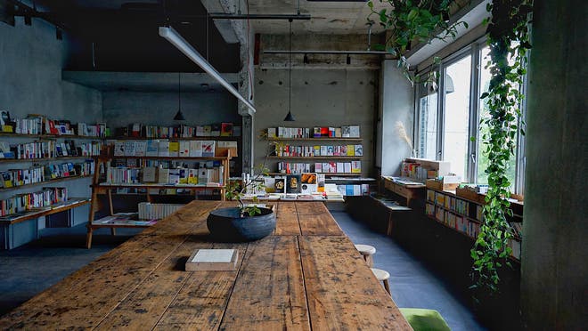 本屋で会議!撮影!<文京区エリア白山駅/本駒込駅徒歩圏内>たくさんの本に囲まれたおしゃれ空間で、会議やテレワーク、イベントを!の写真1