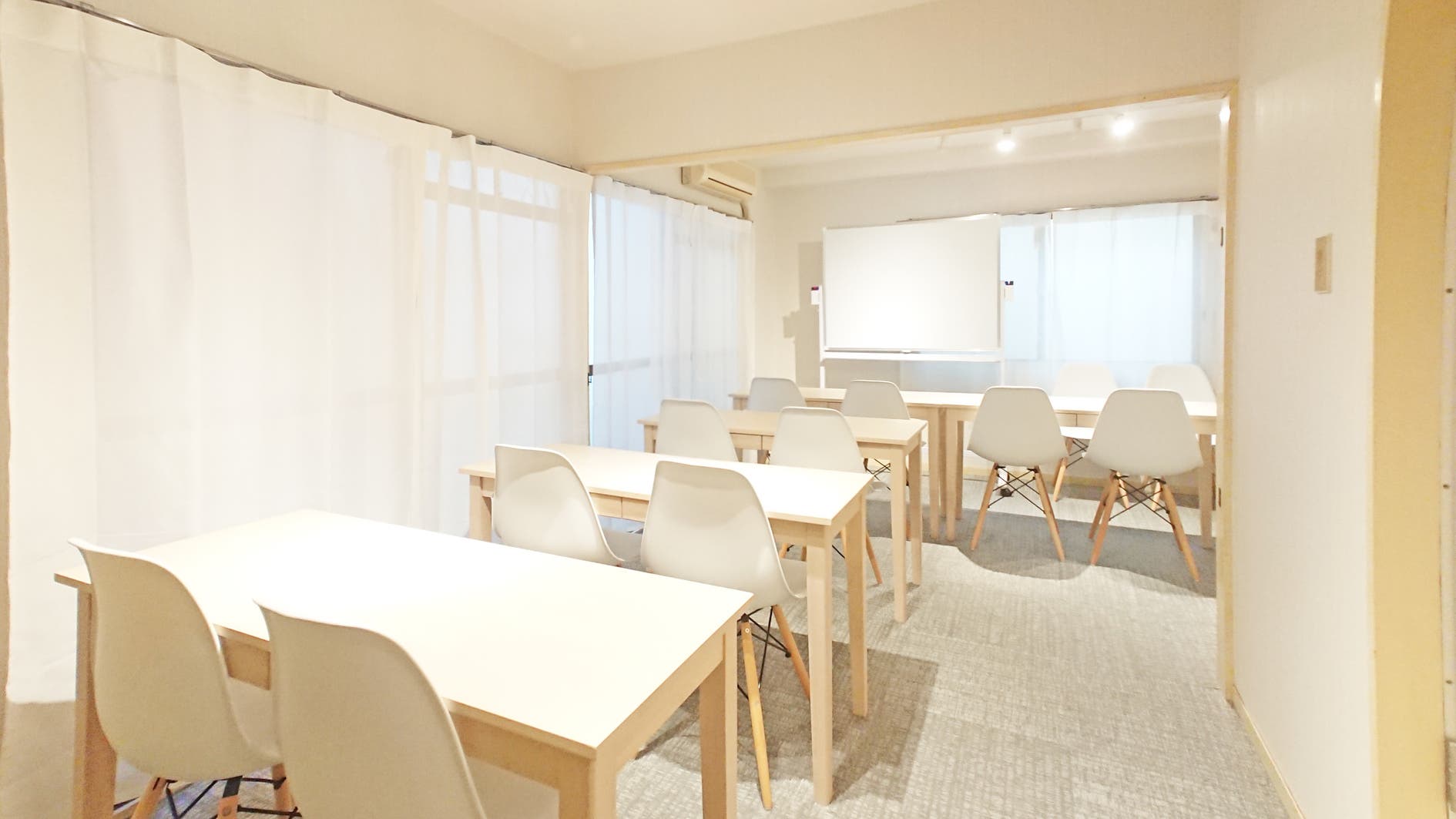 【銀山町5分】完全個室/テレワーク/モニター・ホワイトボード・プロジェクター完備/「Drop by Kanayama」の写真6