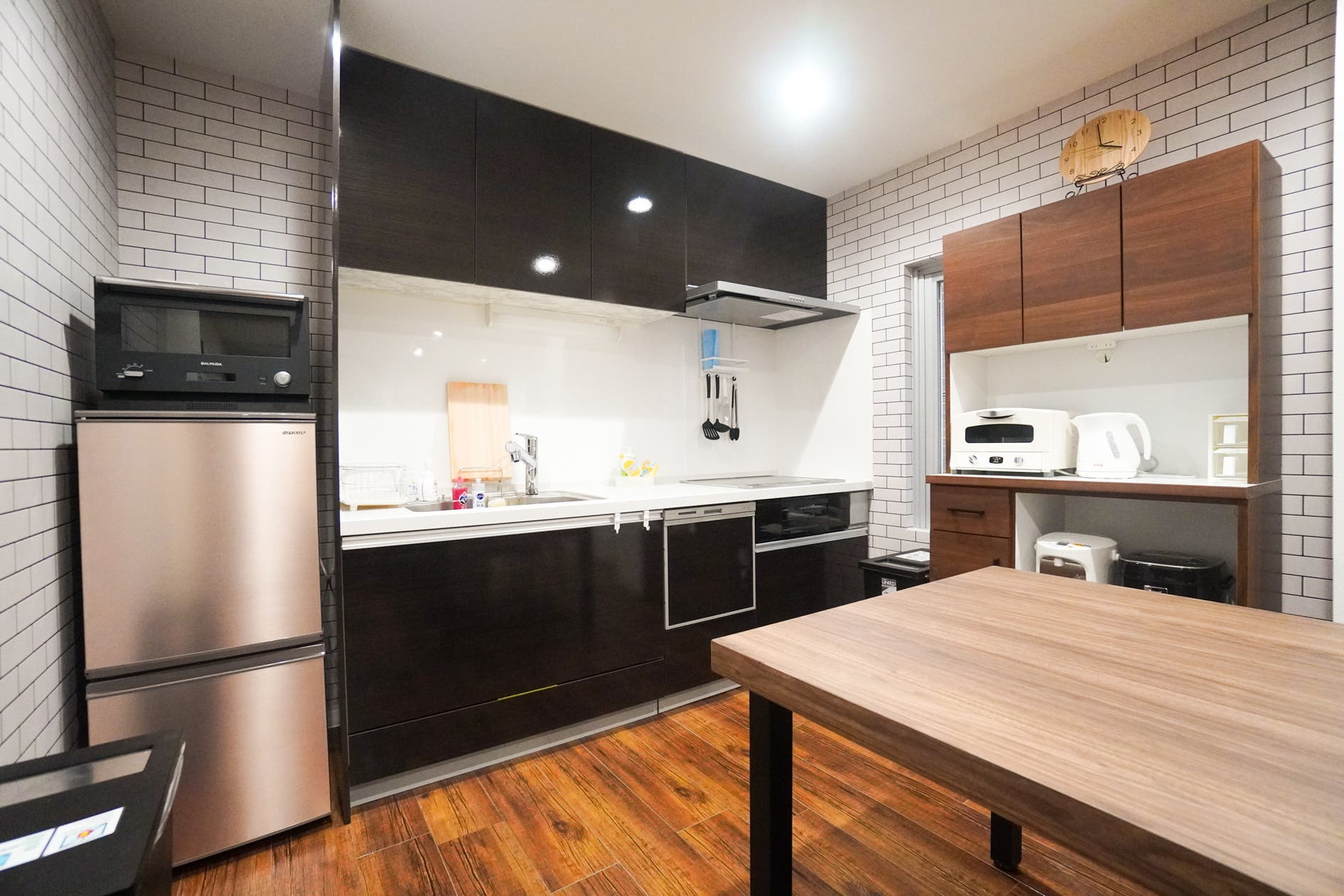 本格キッチン付き戸建てでお料理会・女子会・お誕生会・ママ会・コスプレ撮影会・ヨガ・会議にいかがですか。荷物の運搬や送迎も可能ですの写真6