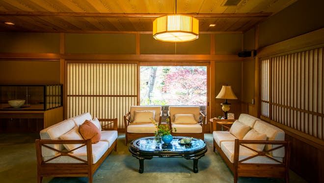 桜の絶景を独り占めしてみませんか?インドア花見眺望スペースの写真13