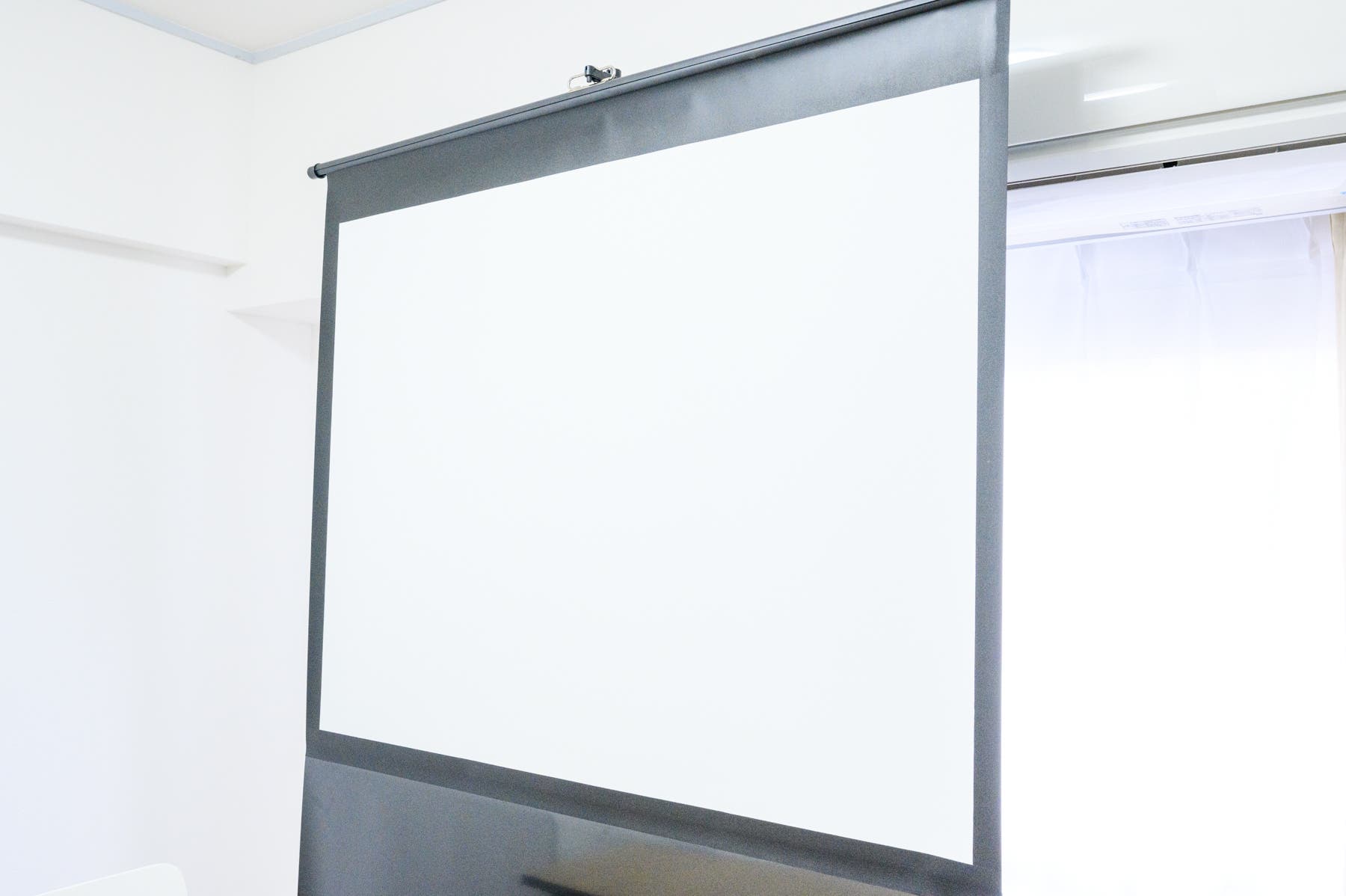 【FRIENDSⅧ】天神南駅徒歩10秒！会議、撮影、ボードゲーム、など可能！プロジェクター等無料！光回線の写真10