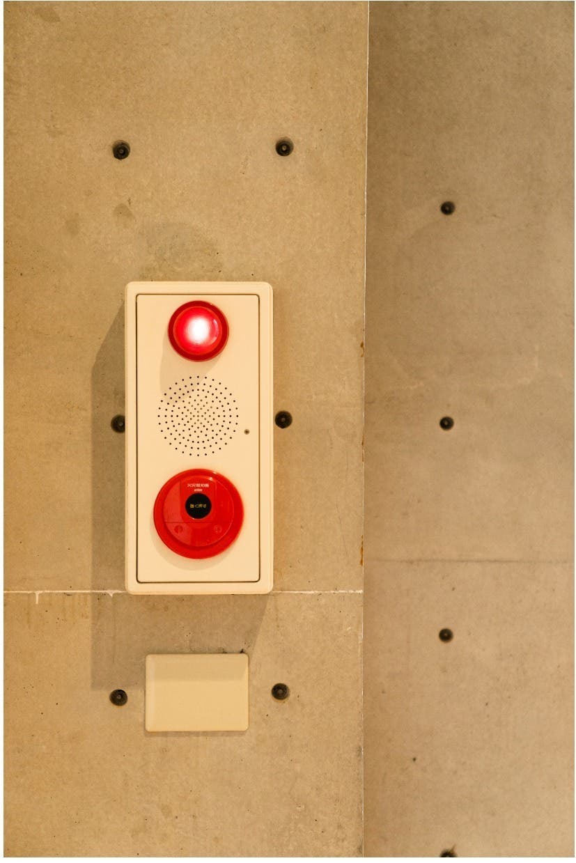 天井高5mガラス張りの路面のスタイリッシュなスタジオですの写真7