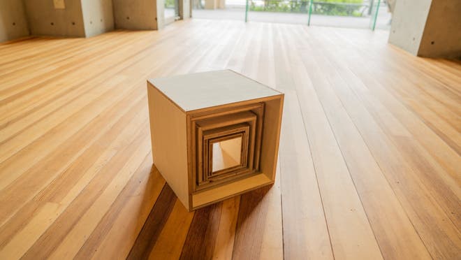 天井高5mガラス張りの路面のスタイリッシュなスタジオですの写真4